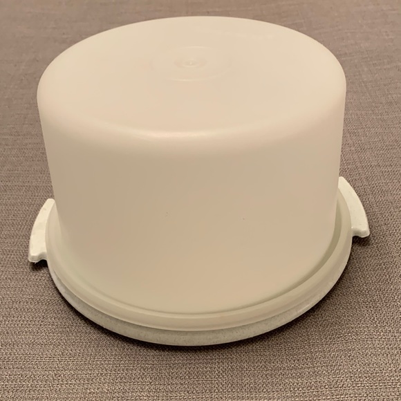 Tupperware | Kitchen | Tupperware Cake Taker Dessert Caddy | Poshmark